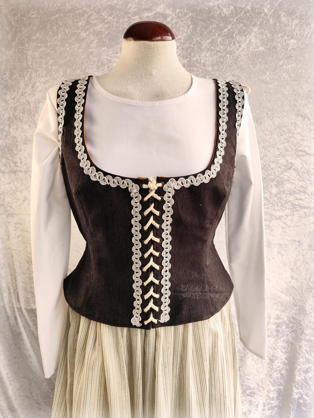 Medieval Chenille Bodice in Brown. Renaissance Bodice. Bodice. Medieval ...