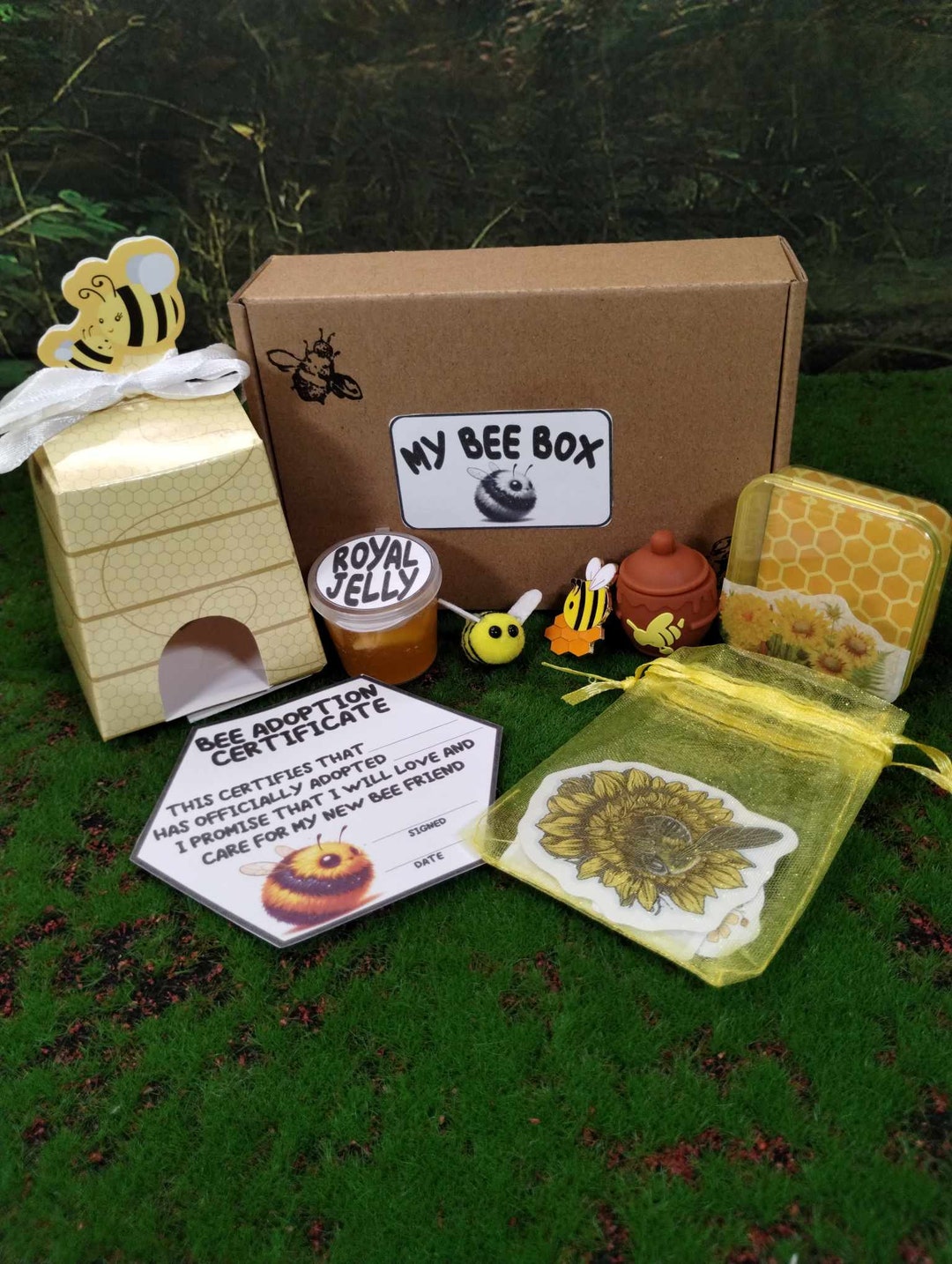 My Pet Bee Box - Adopt a Pet Bumble Bee - Desk Pet - Etsy