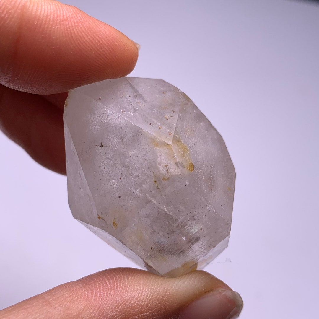 37.5gram Natural Mobile Water Bubble Quartz Rainbow Quartz Crystal ...