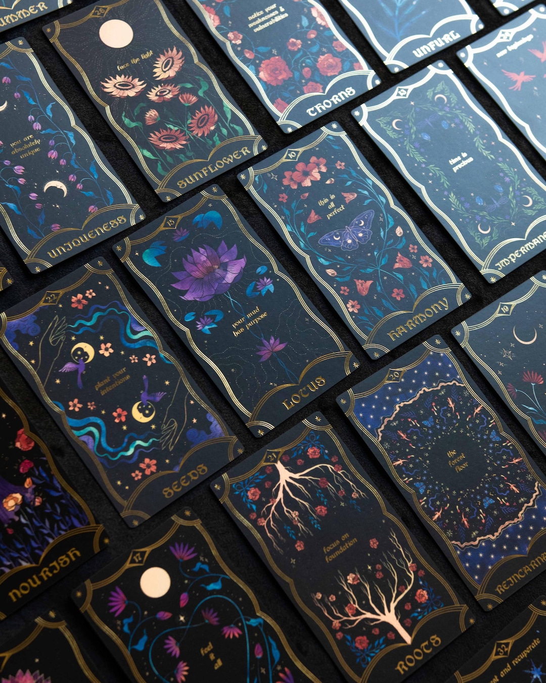 Bloom Oracle Deck: Indie Botanical Intuitive Cards | by DREAMY MOONS - Etsy