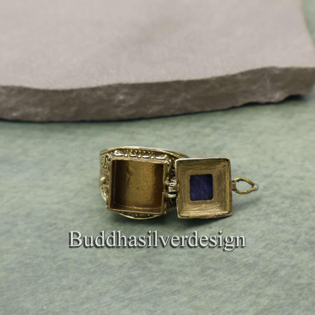 Amethyst Poison Box Ring, Secret Locket Vintage Ring, Square Stone Boho ...