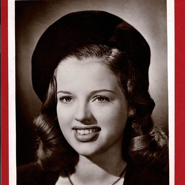 Blonde Bombshell - Etsy