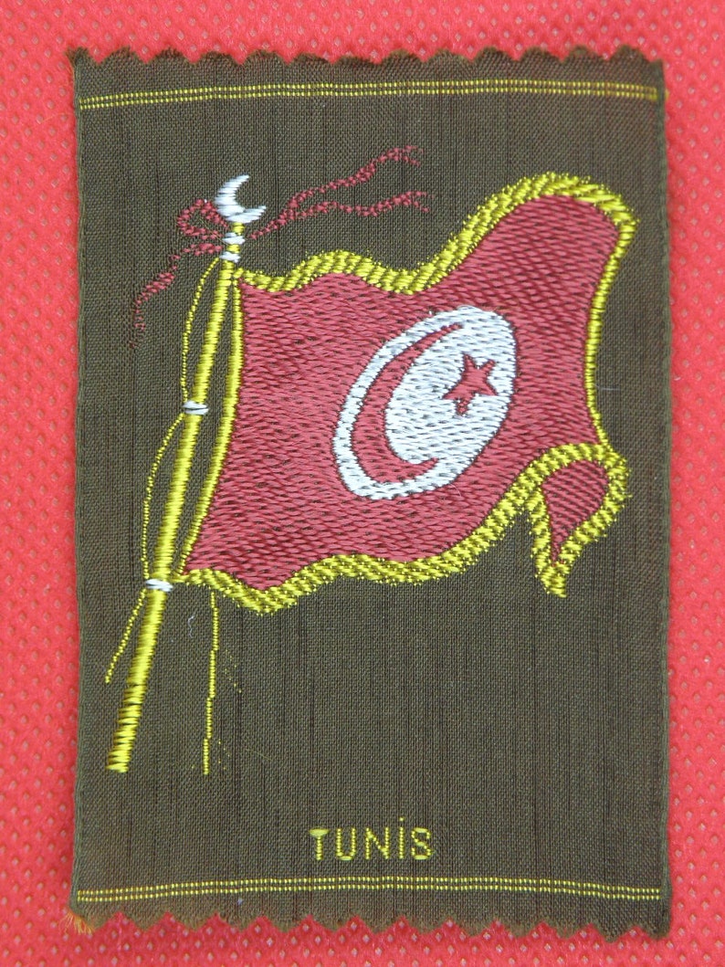 TUNISIA SILK FLAGS 1930 National Flag, Standard Flag & Arms Cigarette ...
