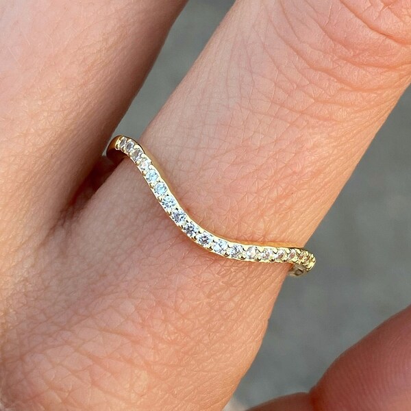 Curved Band - Etsy