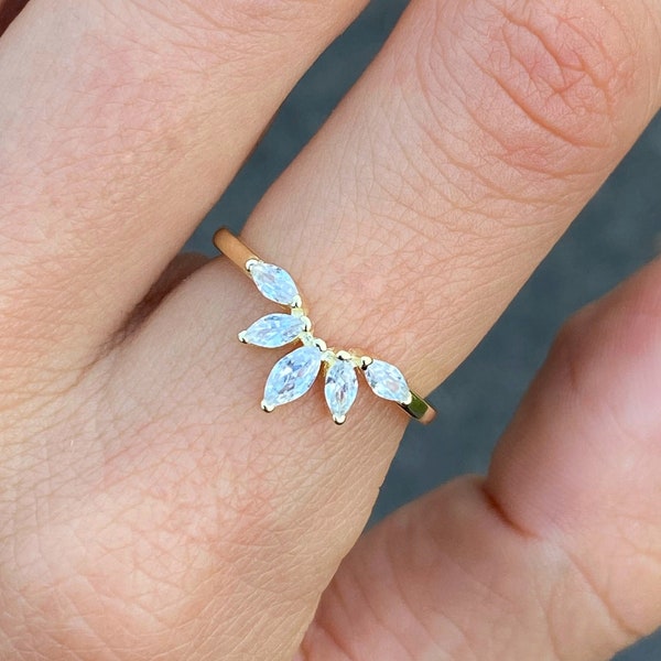 Curved Ring - Etsy