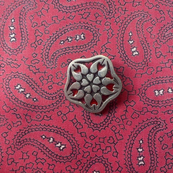 Vintage Pewter Circular Floral Design Brooch by St. Justin. - Etsy