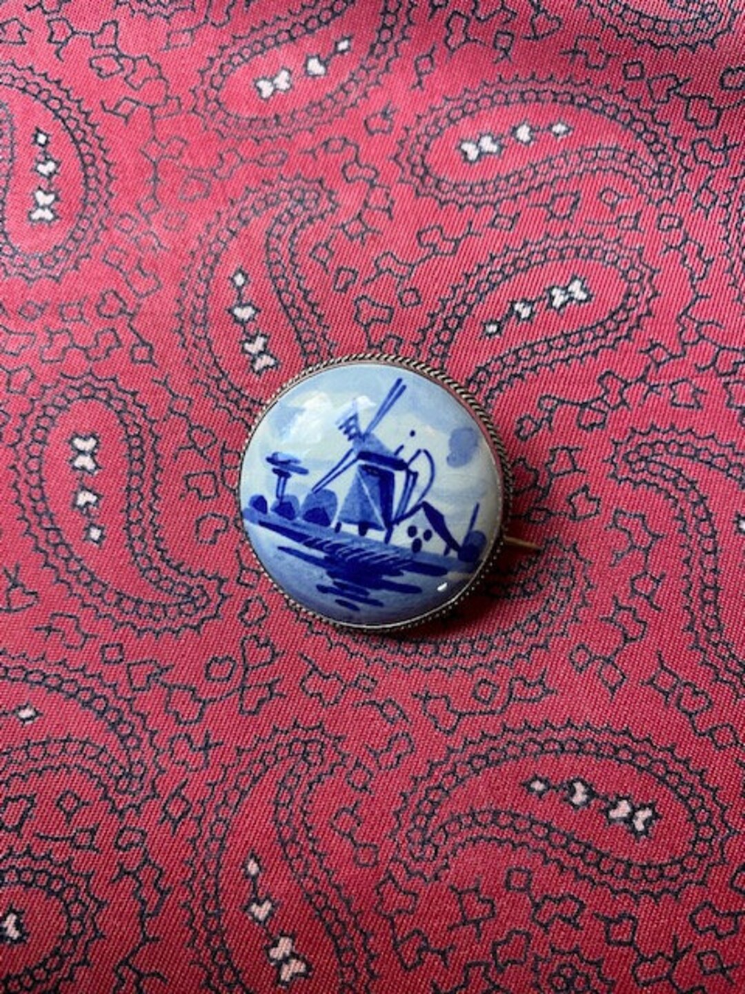Vintage Silver Delft Cabochon Brooch Featuring a Typical Dutch Scene ...