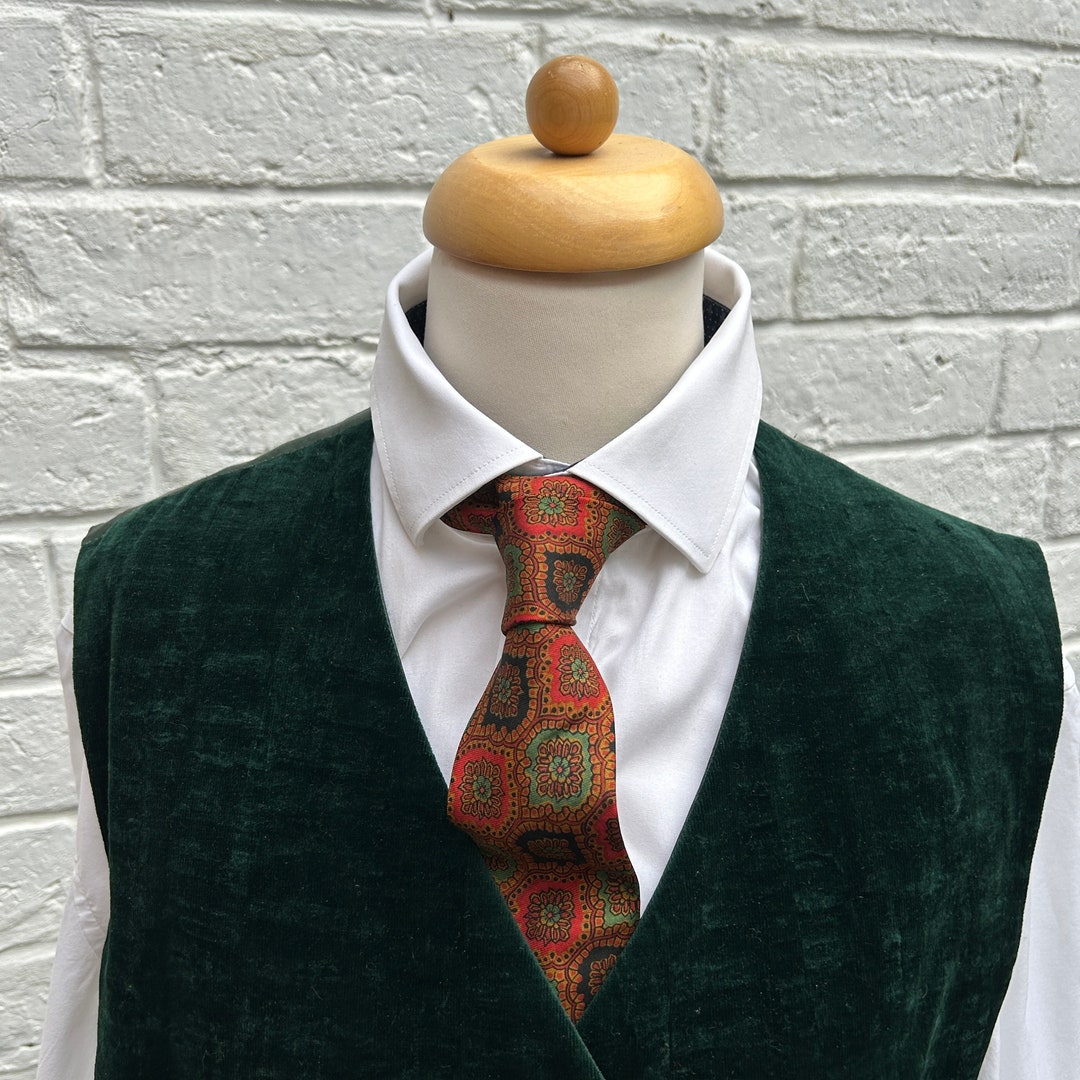 Vintage Gentleman's Silk Tie. - Etsy