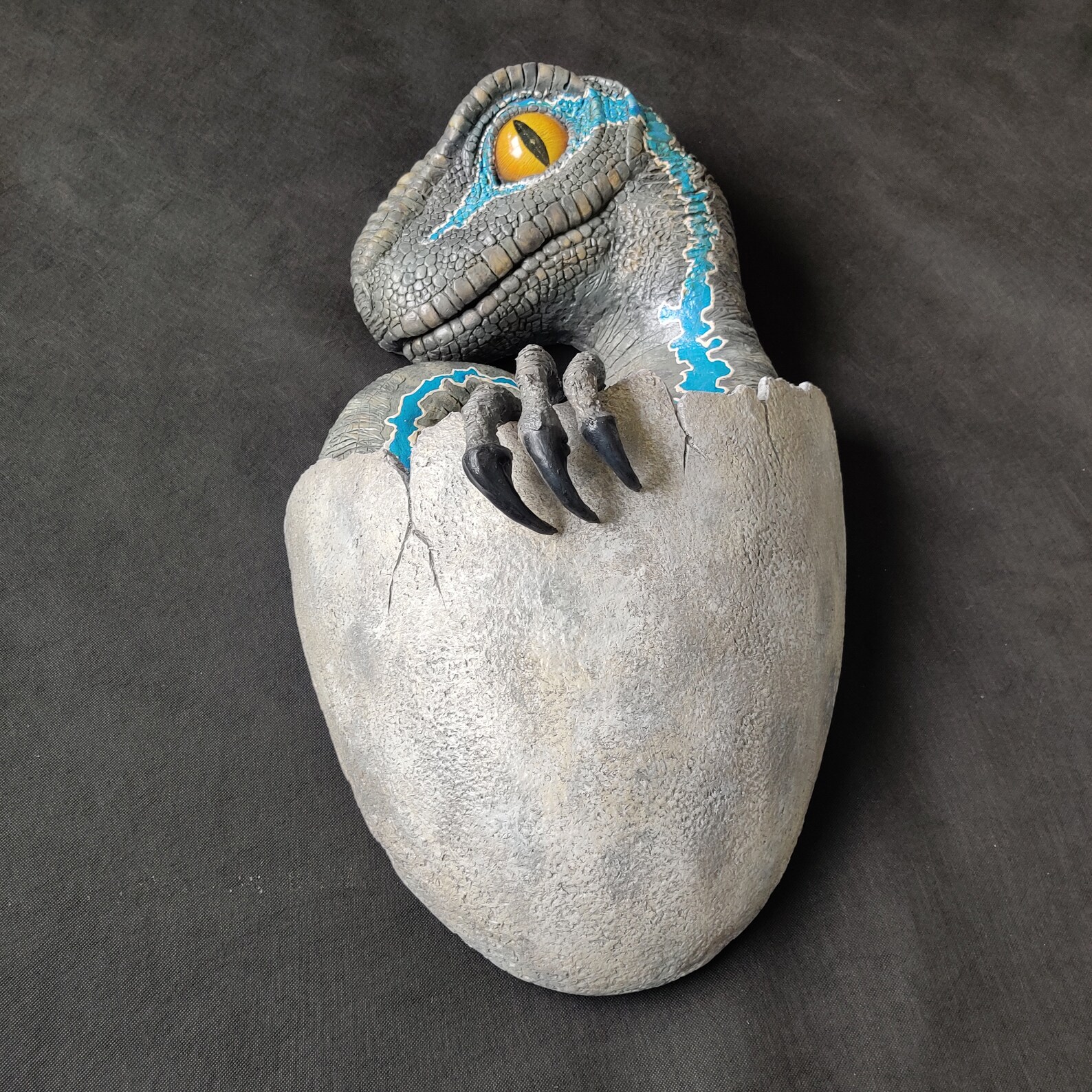 Dinosaur in Egg Wall-hanging Sculpture Lifesize Velociraptor Hatching ...