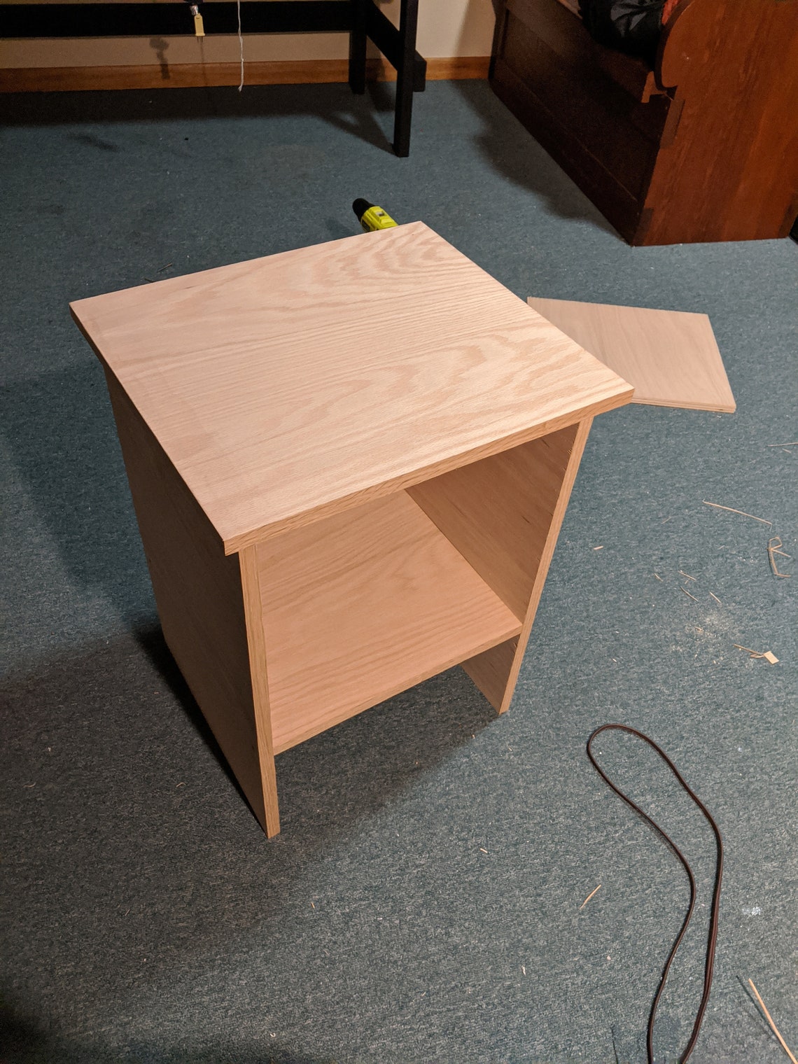 Simple Oak Bedside/record-player Table - Etsy