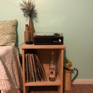 Simple Oak Bedside/record-player Table - Etsy