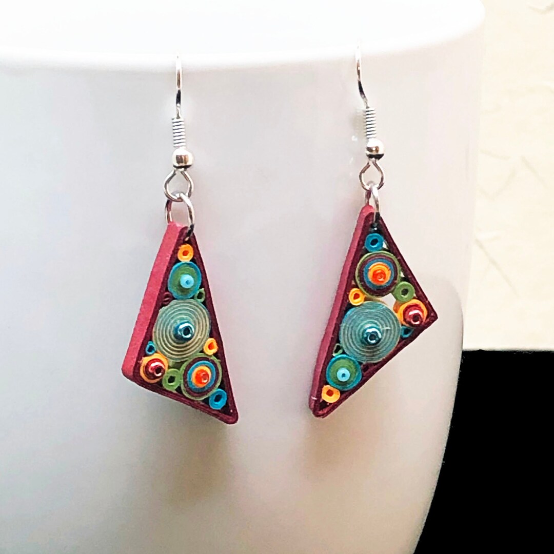 Earrings, Triangle: Paper, Quilled (curled and Shaped), in Red, Green ...