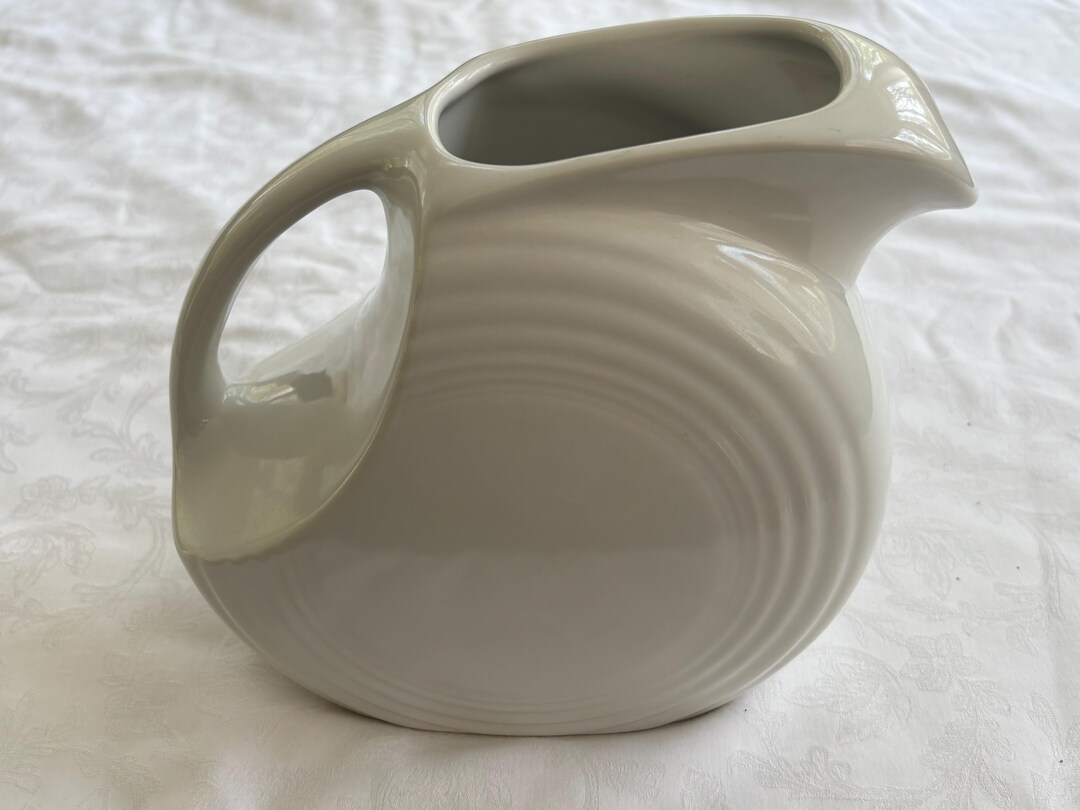 Fiestaware Disc Pitcher White, 7 Inches, 67 Ounces, Vintage Purchased ...