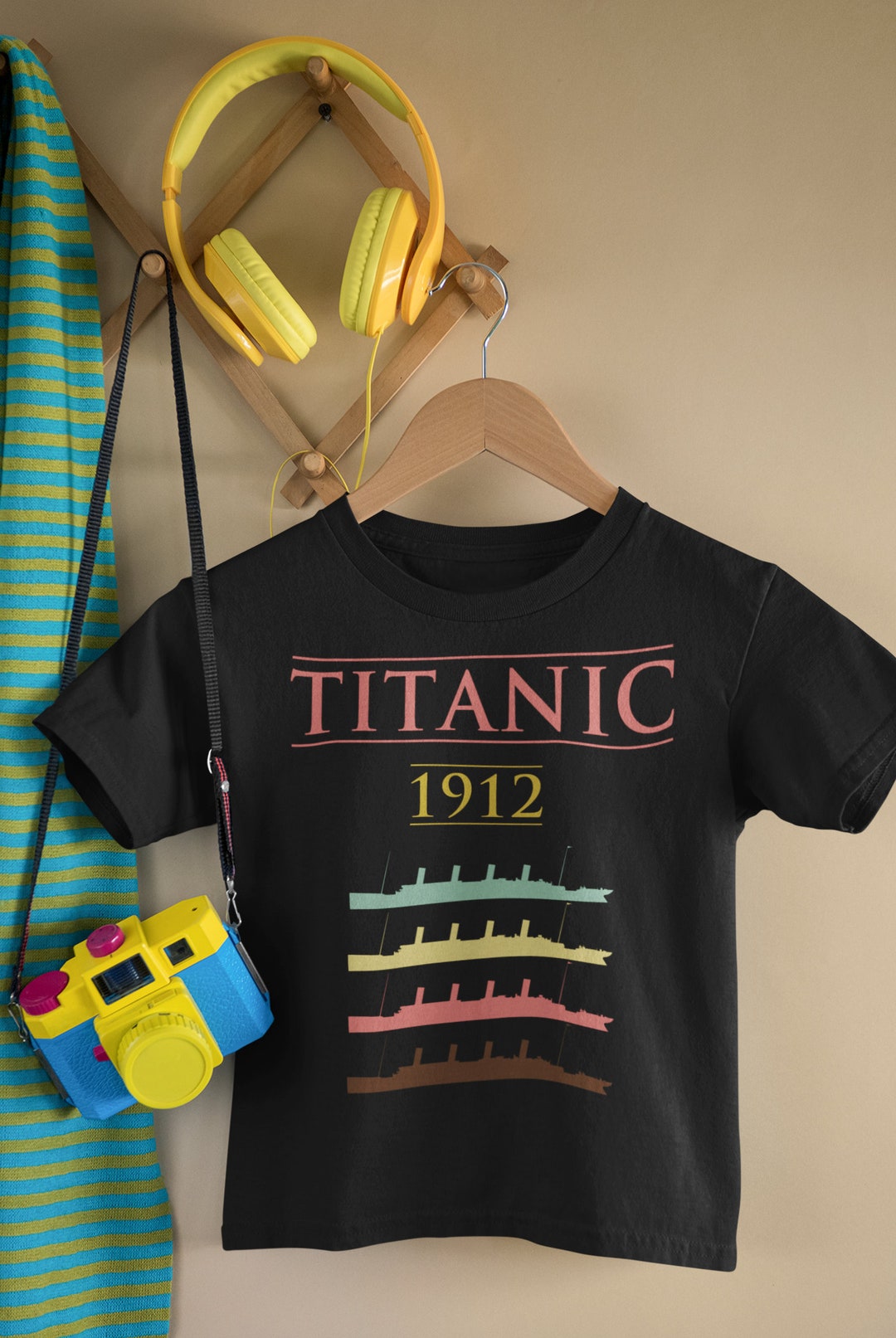 T-shirt Titanic 1912 in Color Design - Vintage T Shirt, Titanic Shirt ...