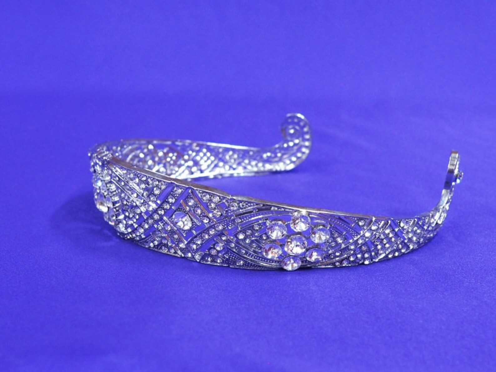 Meghan Wedding Tiara Replica - Etsy