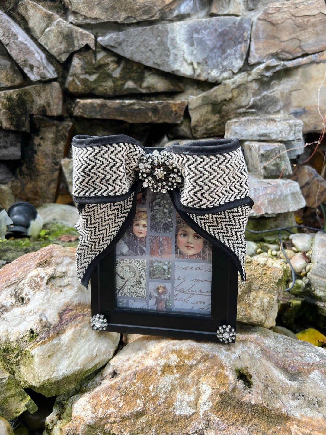 Black and White Ribbon Frame - Etsy