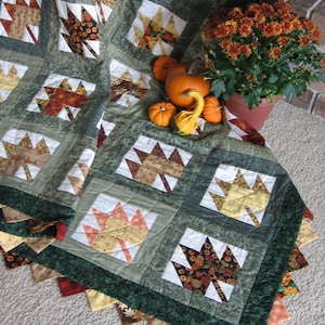 Scattered Leaves Quilt Pattern: Fall Throw (PDF Download) - Etsy