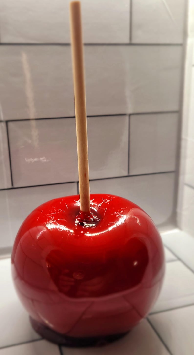 Cherry, Strawberry, Raspberry, Old Fashioned Candy Apples, Fair Style ...