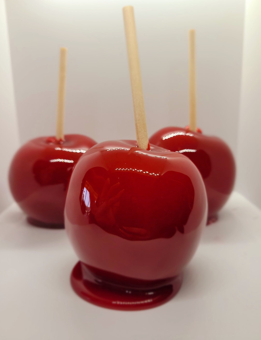 Shiney Old Fashioned Candy Apples-carnival and Fair Style Candy Apples ...