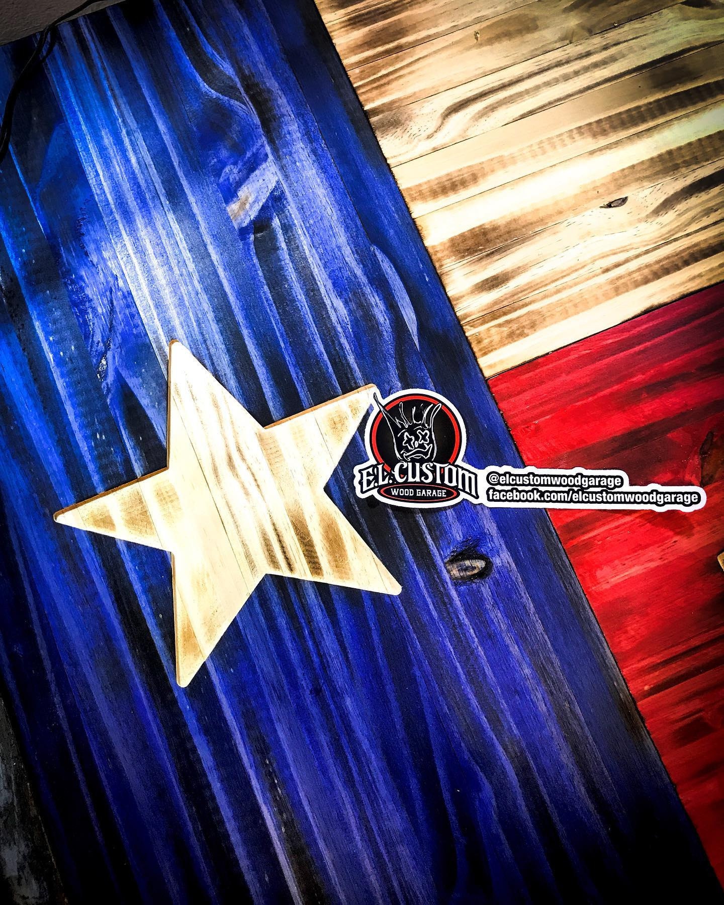 EL CUSTOM WOOD GARAGE