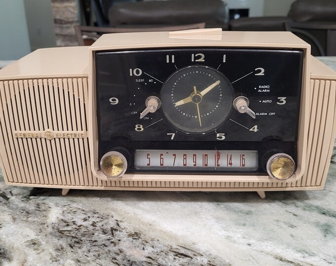 Beige 1960 GE Model C-434C Tube AM Clock Radio Works Great - Etsy
