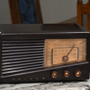 Philco Model 49-905 Bakelite 1948 AM/FM Tube Radio. Restored With New ...