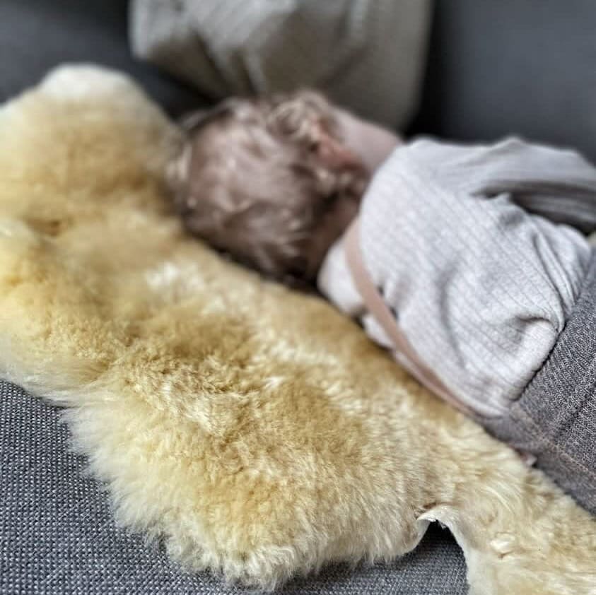 Luxury Medical Sheepskin Rug Size From: 90-100cm, Baby Safe Relugan ...
