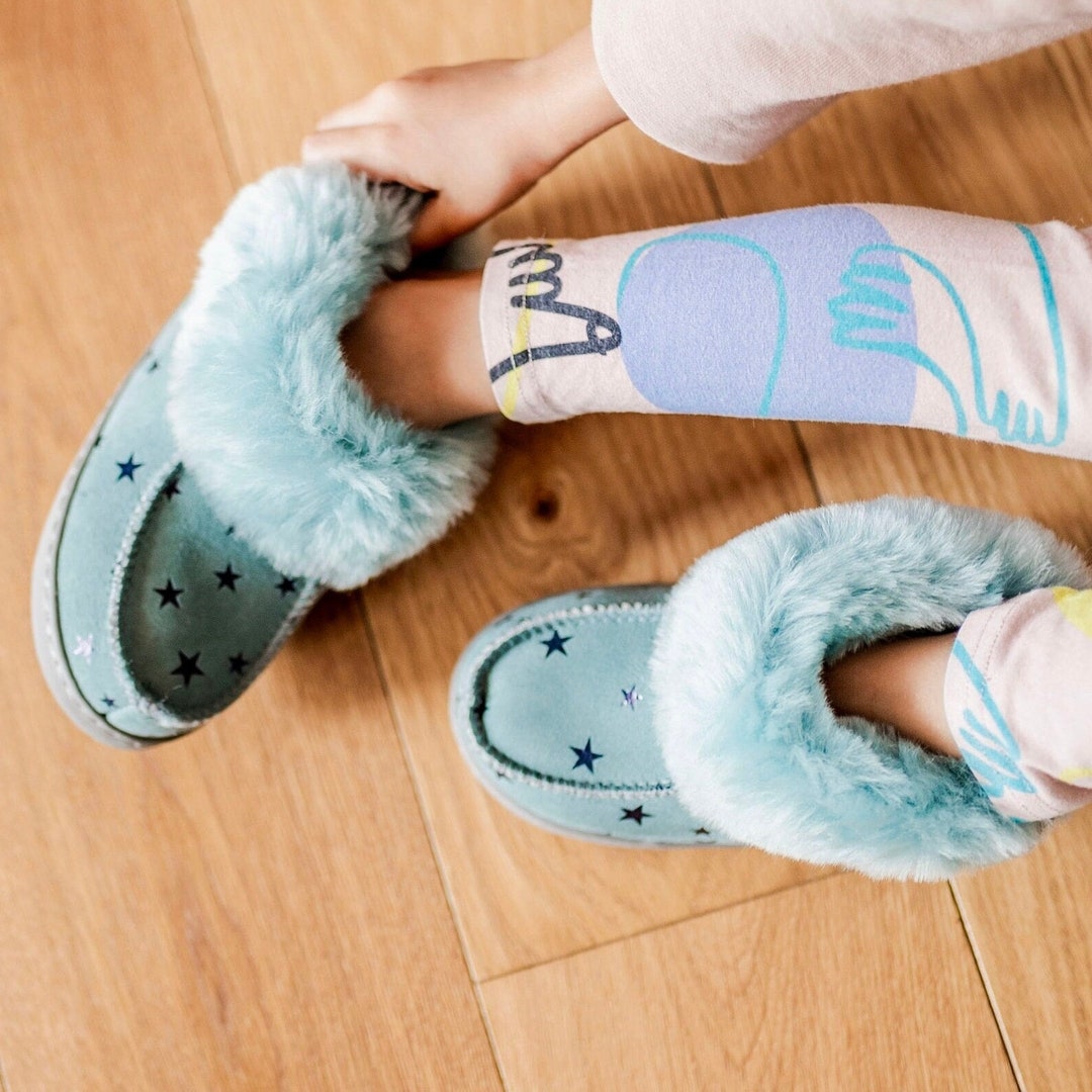 Fluffy Soft Kids Sheepskin Booties 26-35, Turquoise Shiny Star Print ...
