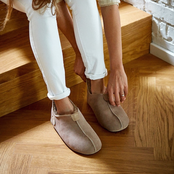 Leather Slippers - Etsy