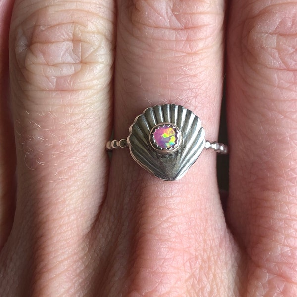 Silver Seashell Ring - Etsy