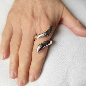 Wrap Around Ribbon Ring, Sterling Silver Ring, Contemporary Statement ...