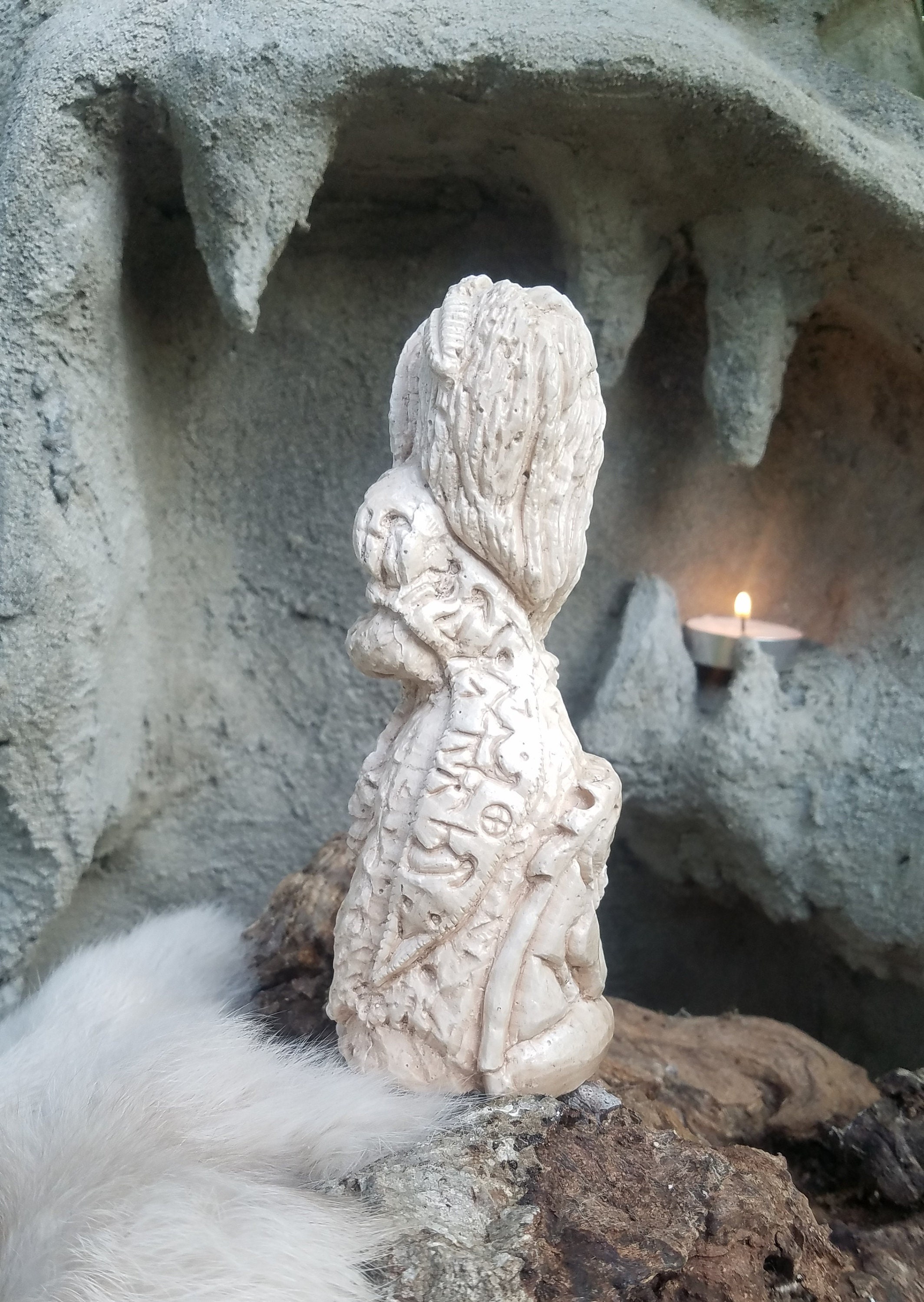 Hel Totem Altar Hella Goddess Statue Asatru figurines | Etsy