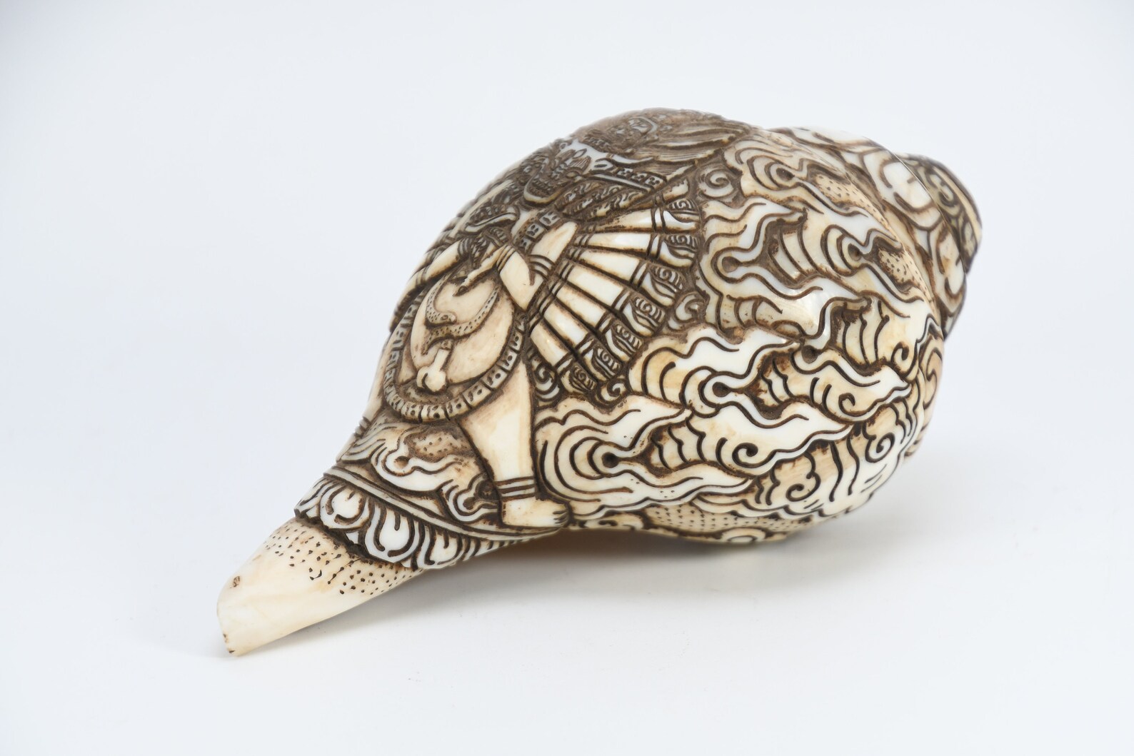 Buddhist Deity God Avalokiteshvara Carved Sankha Conch Shell Handmade ...