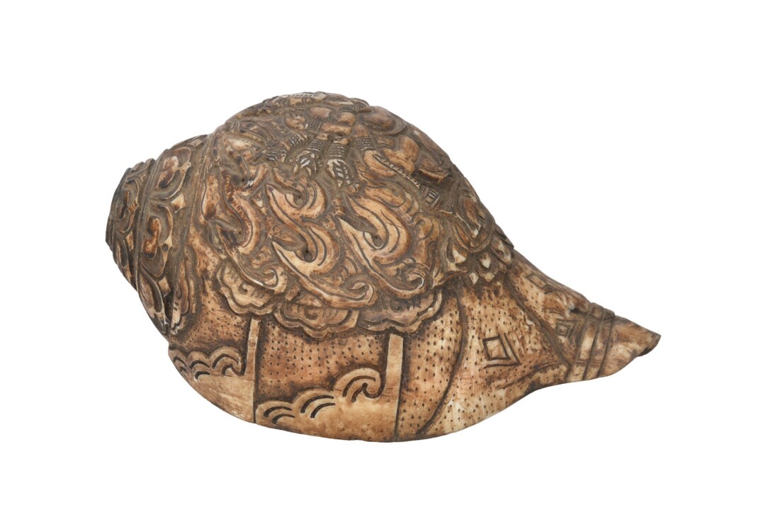 Divine Ganesha Tibetan Conch Shell: Antique Handmade Sound Healing ...