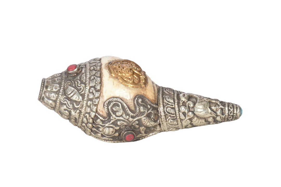 Handmade Silver Carved Ganesha Conch Shell - Tibetan Buddhist Art - Etsy