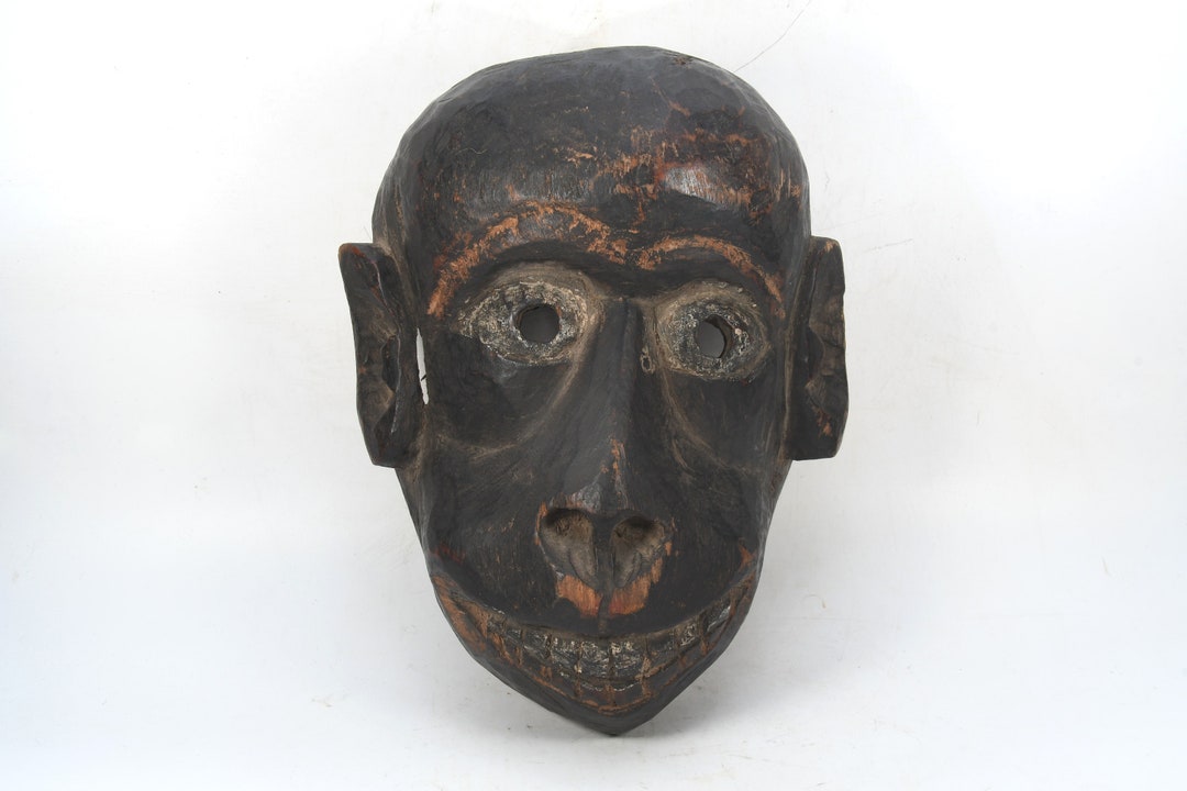 Monkey Face Carved Antique Tibetan Handmade Ritual Wall Hanging Old ...