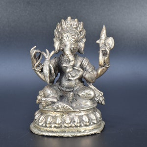Lotus Sitting Lord Ganesh Statue Vintage Handmade Hindu God Ganesha ...