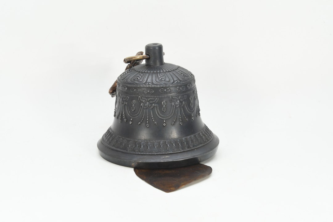 Antique Devotional Prayer Bell Tibetan Antique Hanging Meditation ...