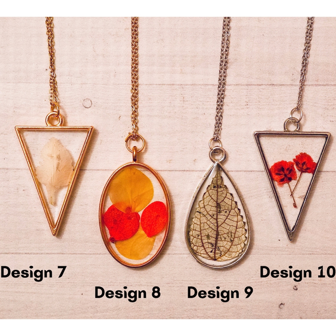 Pressed Flower Resin Necklace - Custom Resin Flower Pendents - Etsy