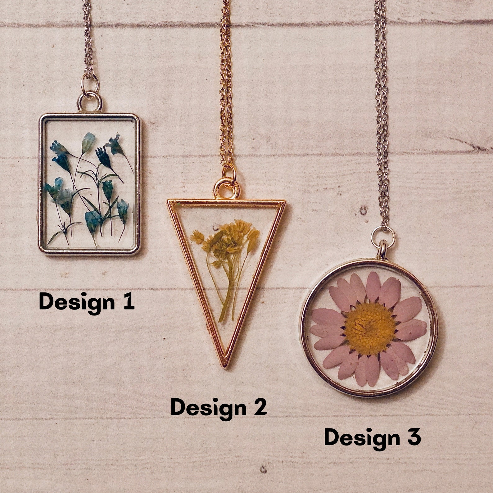 Pressed Flower Resin Necklace - Custom Resin Flower Pendents - Etsy