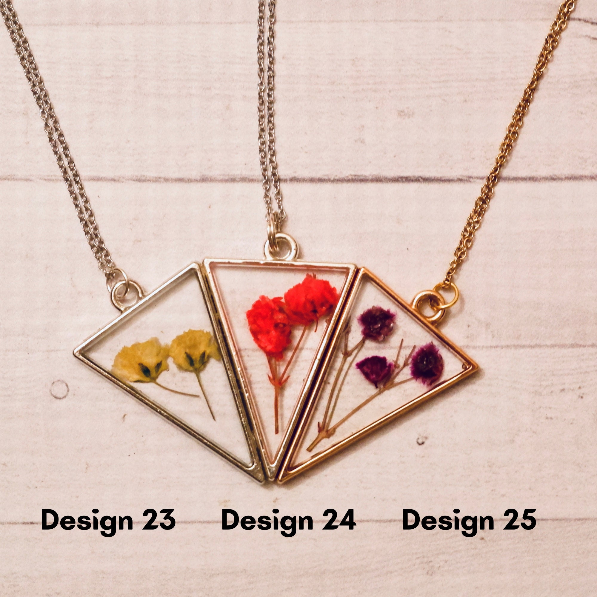 Pressed Flower Resin Necklace - Custom Resin Flower Pendents - Etsy