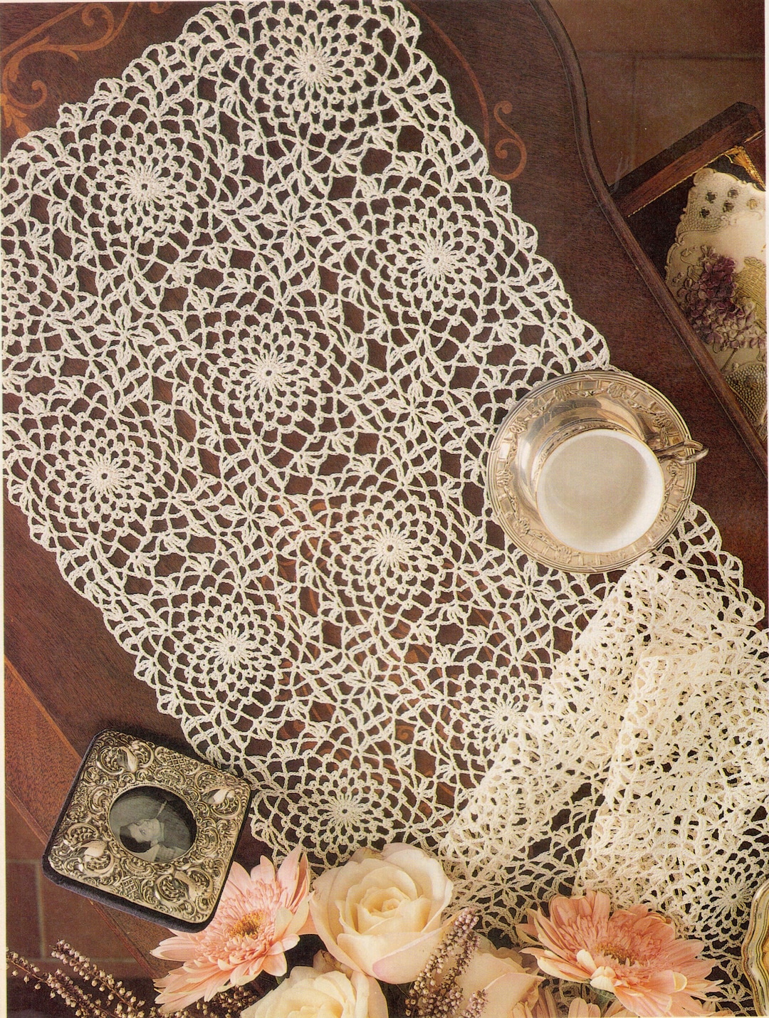 Vintage Crochet Cakewalk Table Runner Pattern - Etsy