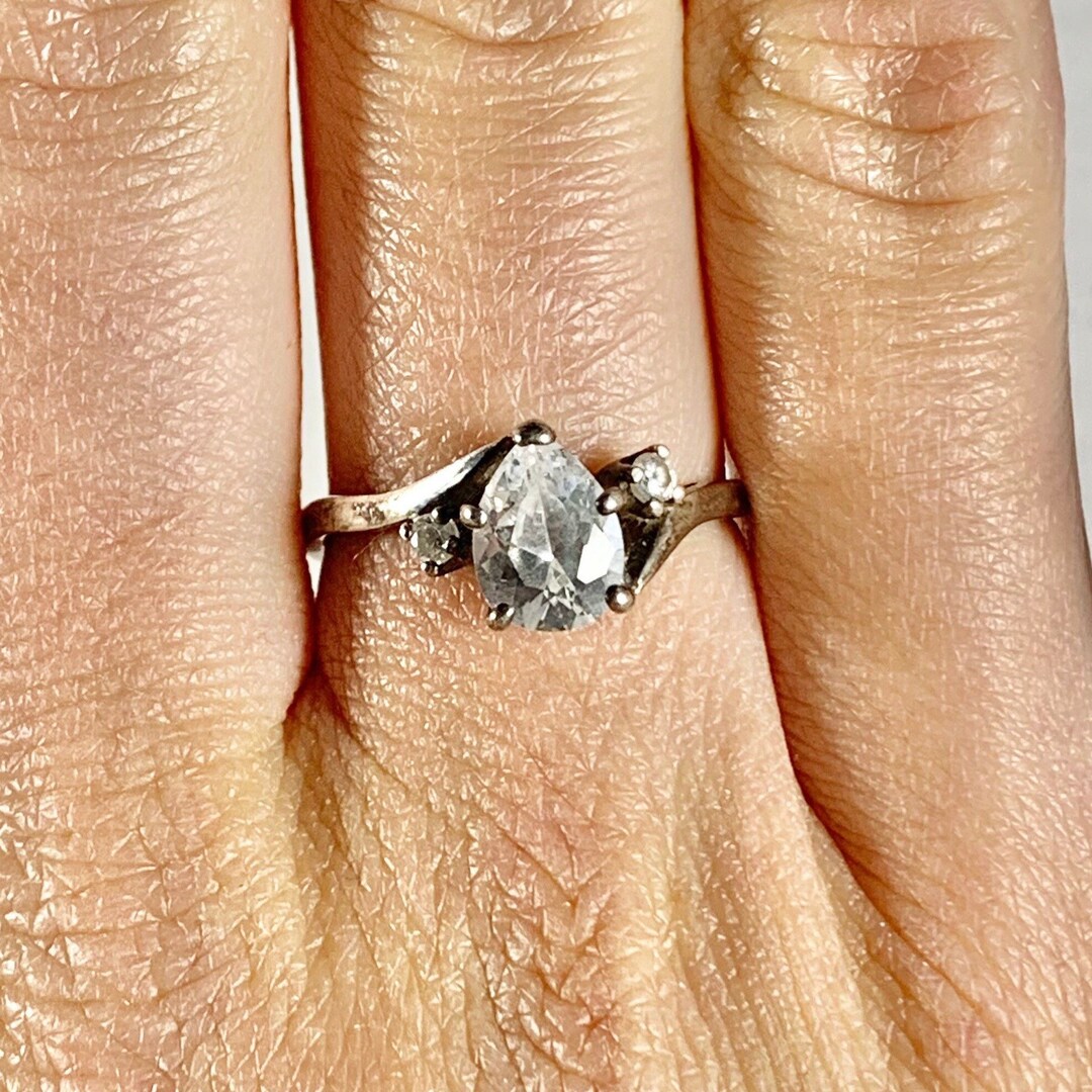 Vintage Avon Ring With Teardrop Imitation Diamond Stone Size 7 - Etsy