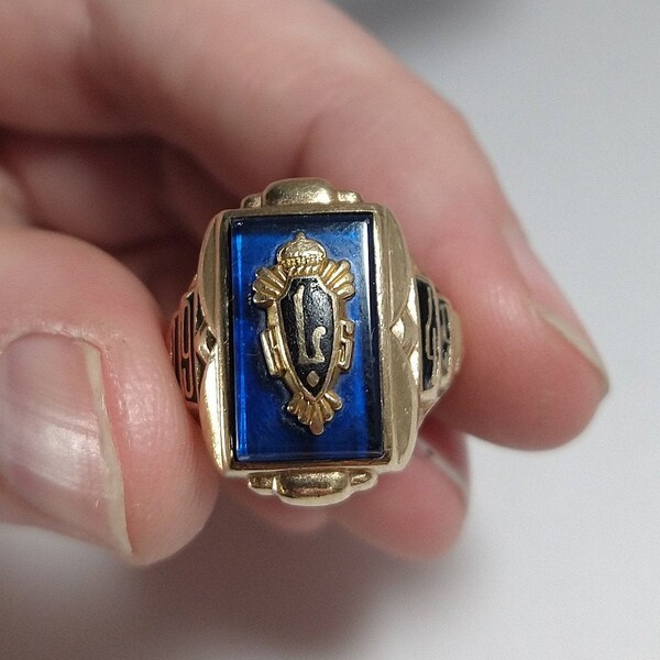 Class Ring - Etsy