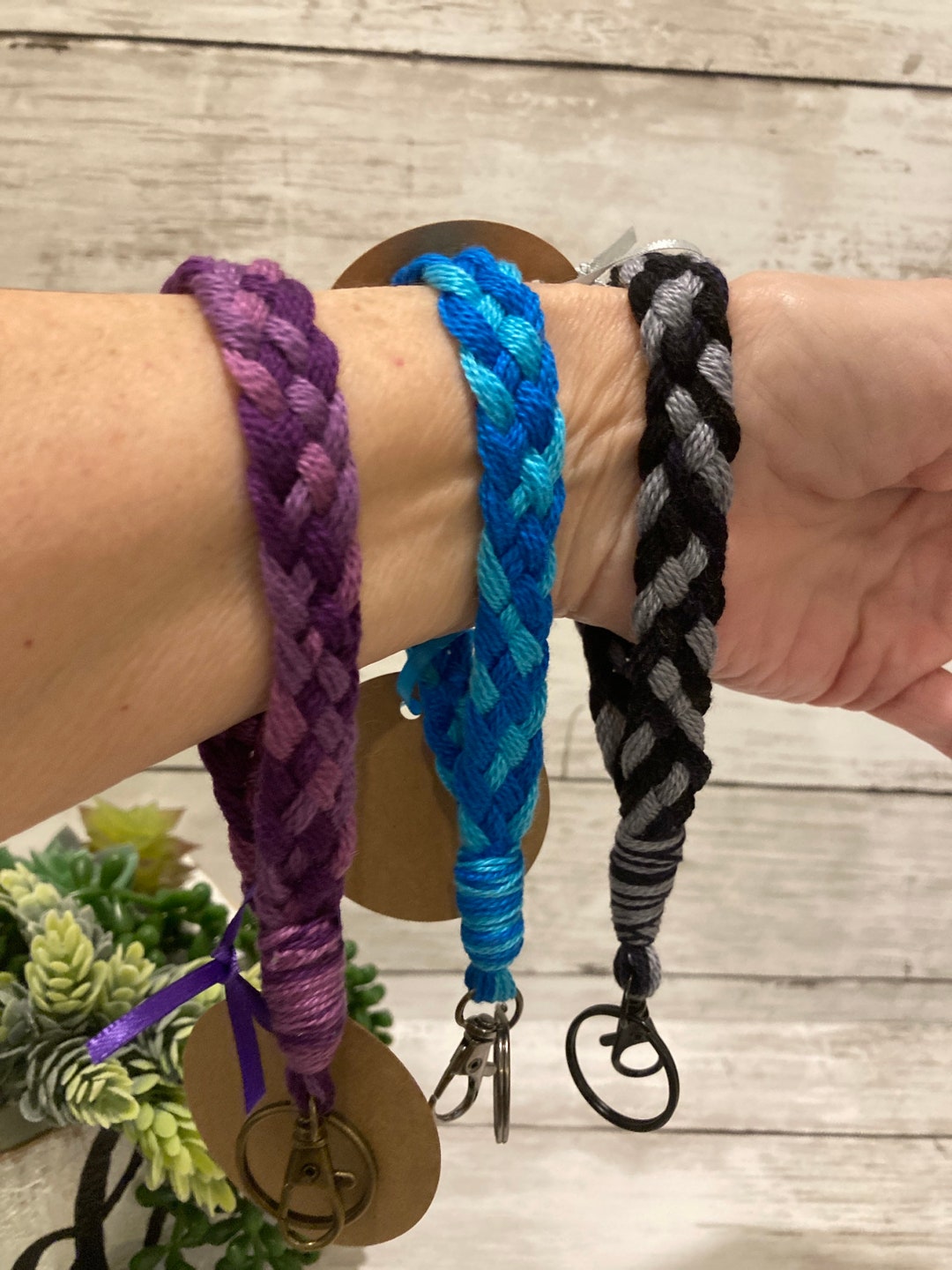 Wristlets for Key Fobs or Keys - Etsy Österreich