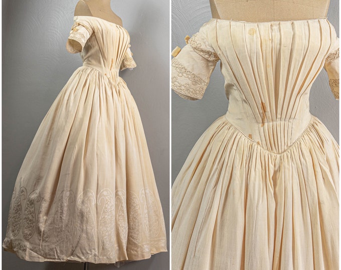 Stunning 1840s Cream Silk Jacquard Ball Gown, Romantic Era, Antique ...