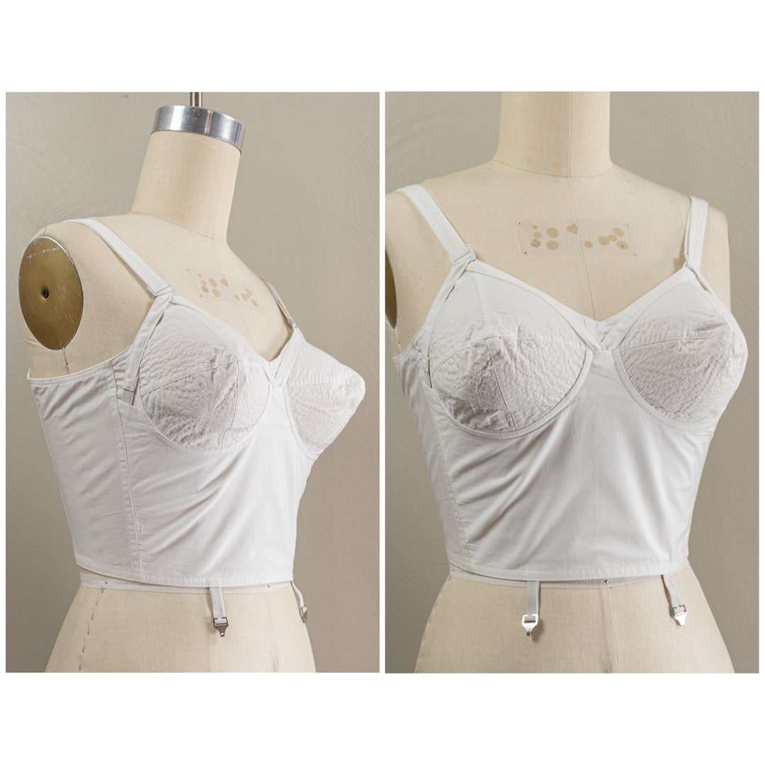 Vintage 50s White Cotton Longlined Bullet Bra Circle Stitched