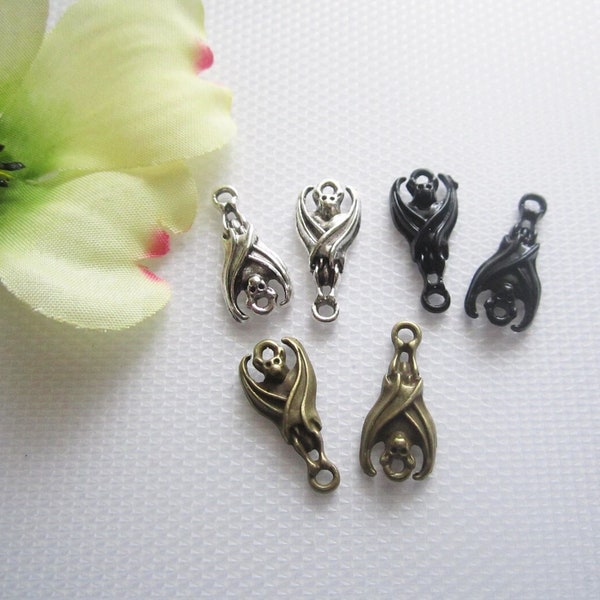 Bat Connector - Etsy