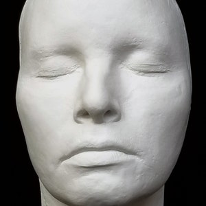 Raquel Welch Half Face Life Mask Lifecast Bust One Million Years BC ...