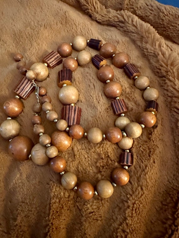 Bakelite & Wood Bead Necklace - Gem